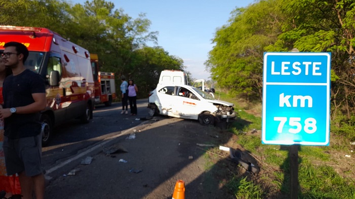 Acidente Grave Na Br 262 Entre Araxá E Sacramento Deixa Oito Feridos